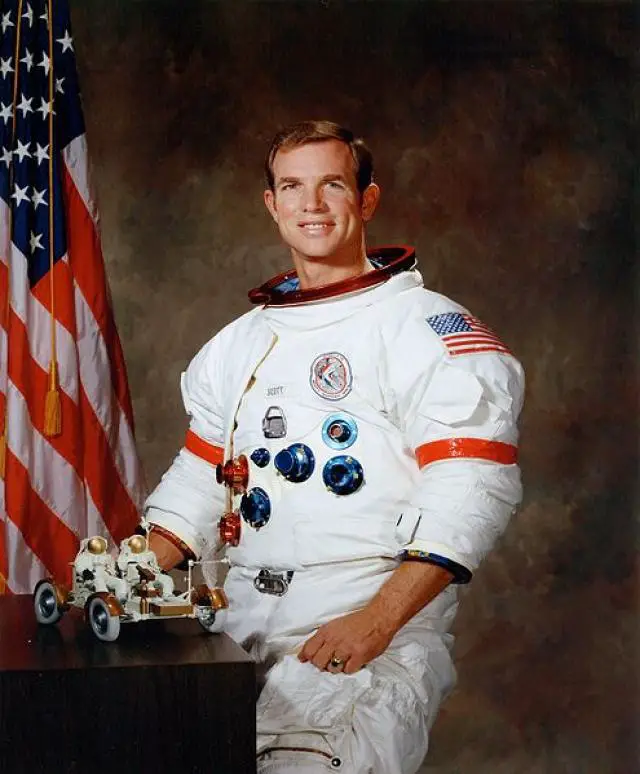 David Scott: Todo Lo Que No Sabes De Este Astronauta